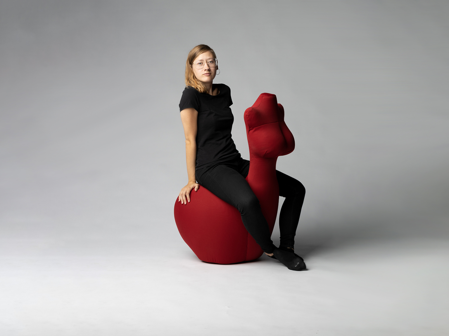 KISD: “FUCK IT! Provocation In Furniture” (B.A.) by Tamara Zgraggen